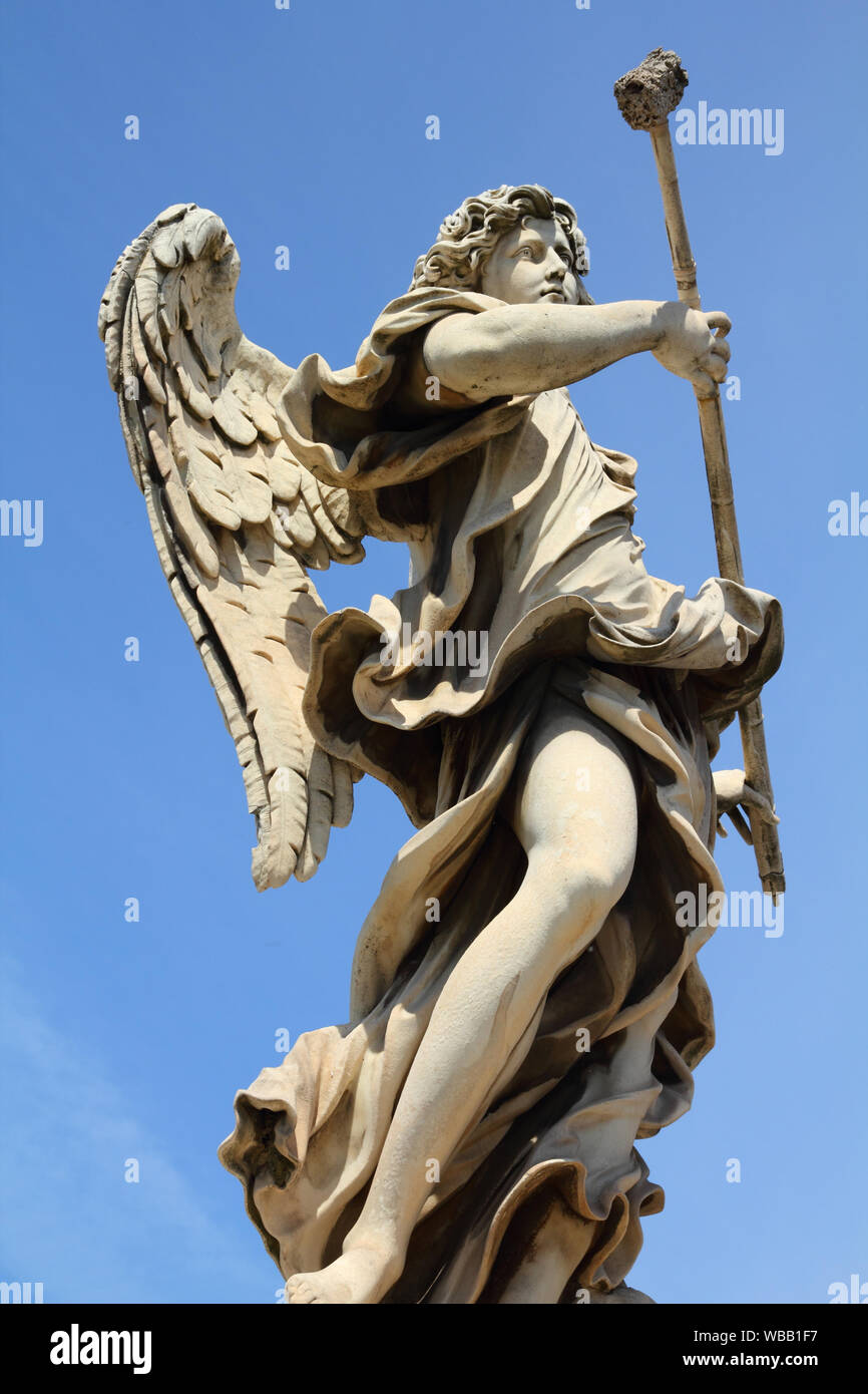 Sponge statue hi-res stock photography and images - Alamy