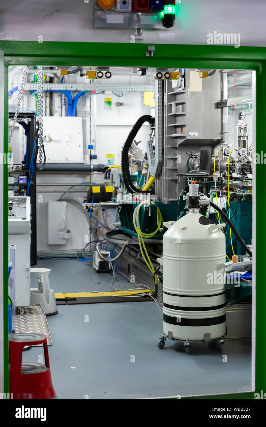 Stations and modules in modern scientific experimental laboratory Stock ...