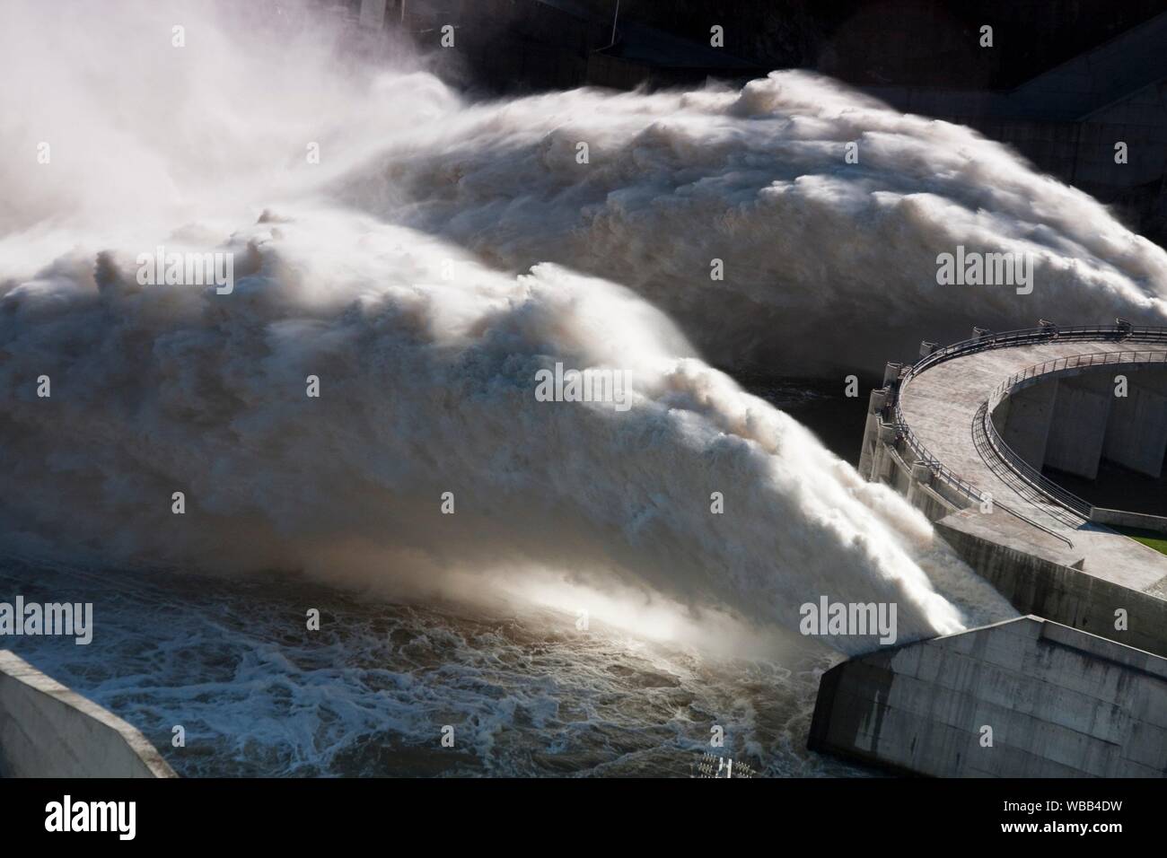 Powerful water jets hi-res stock photography and images - Alamy