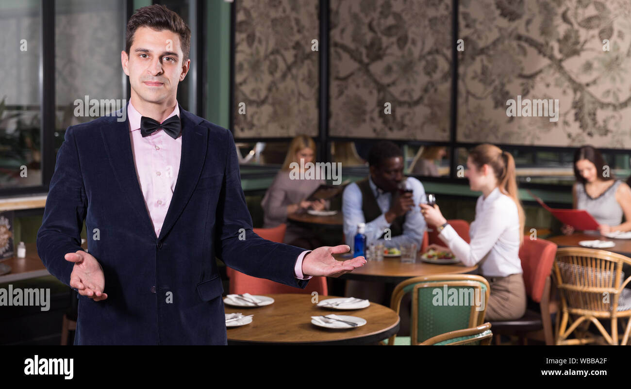 Modern restaurant customers waiter hi-res stock photography and images ...
