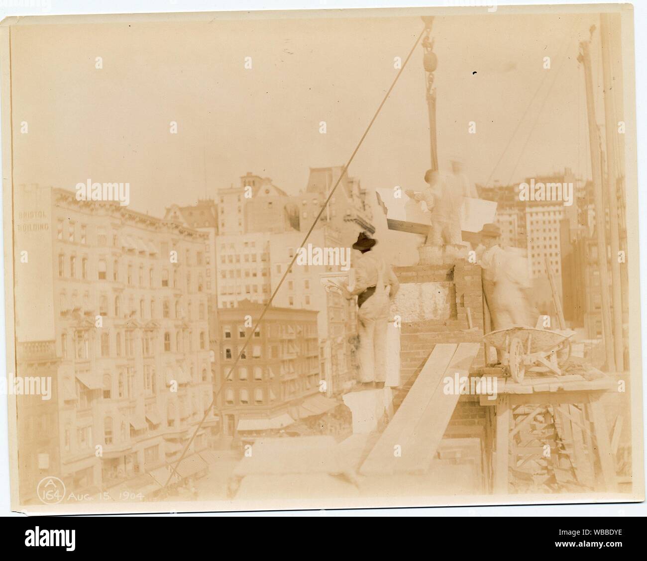 Work in stone hi-res stock photography and images - Alamy