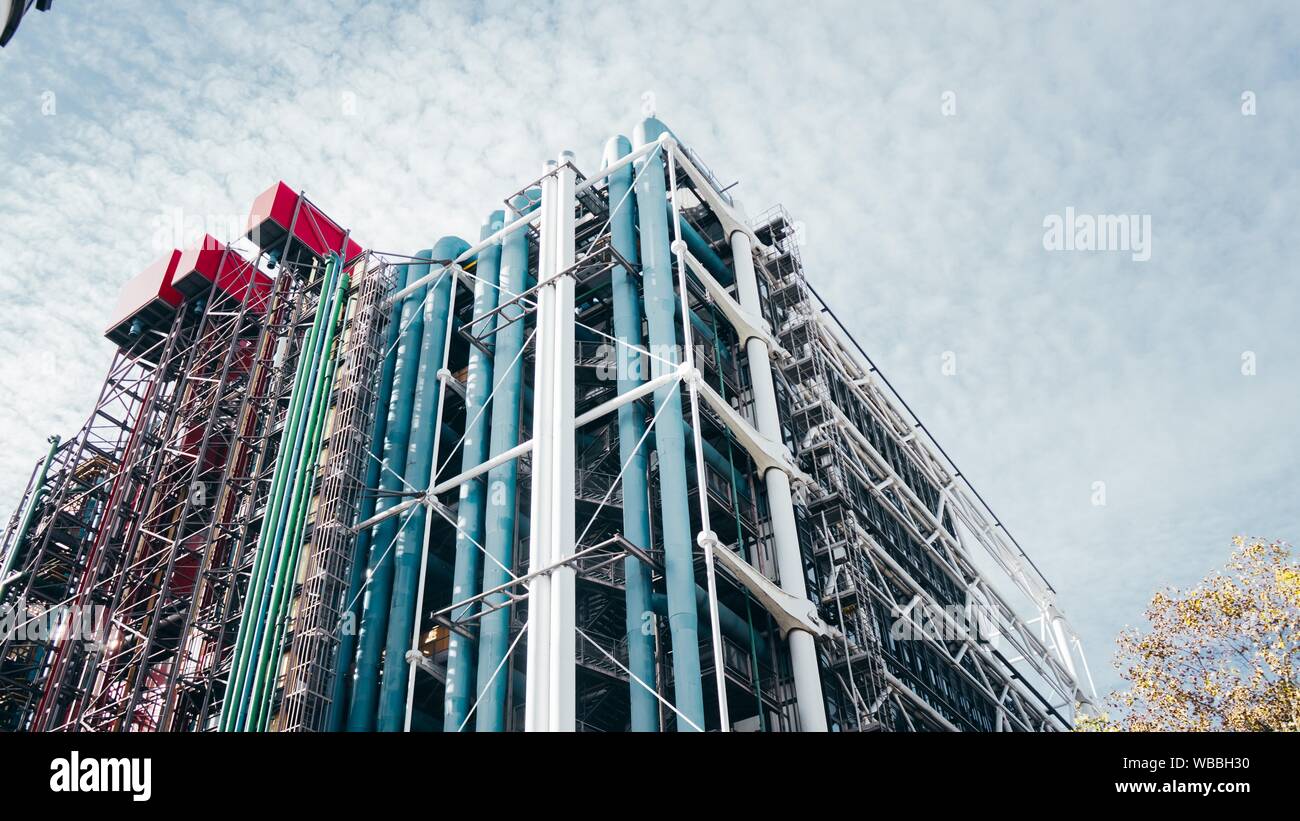 Low angle shot of the architectural building on The Centre Pompidou ...