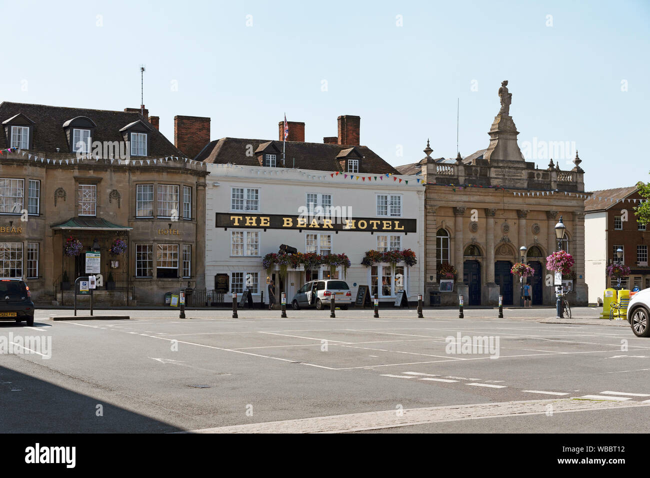 Devizes, Wiltshire, England, UK. August 2019. The Bear Hotel and Corn ...