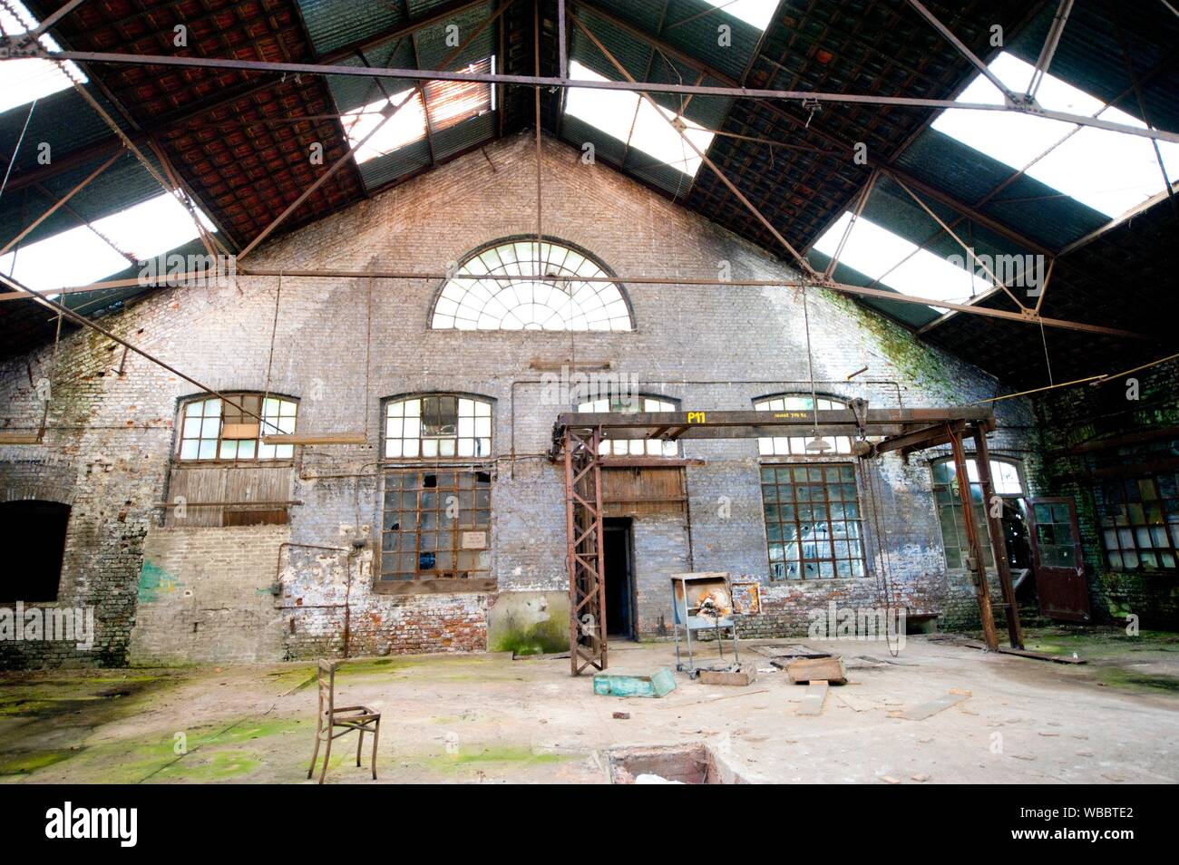 Val saint lambert hi-res stock photography and images - Alamy