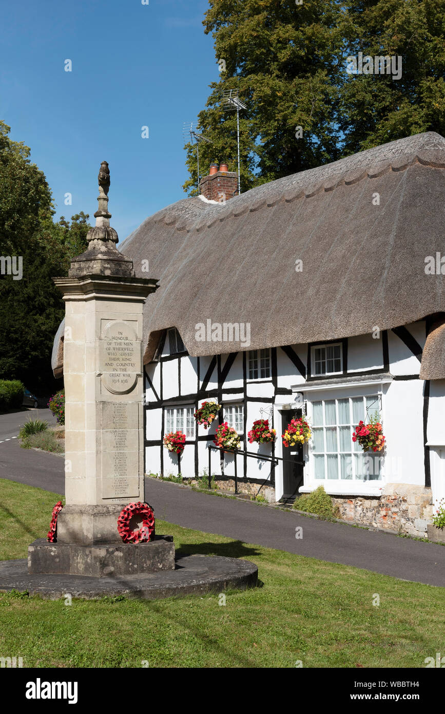 Villages in war hi-res stock photography and images - Alamy