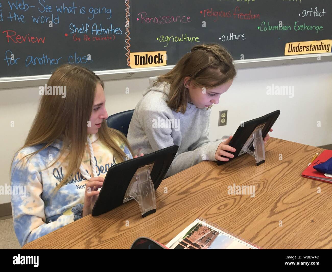 7th Grade Girls In Class High Resolution Stock Photography and Images ...