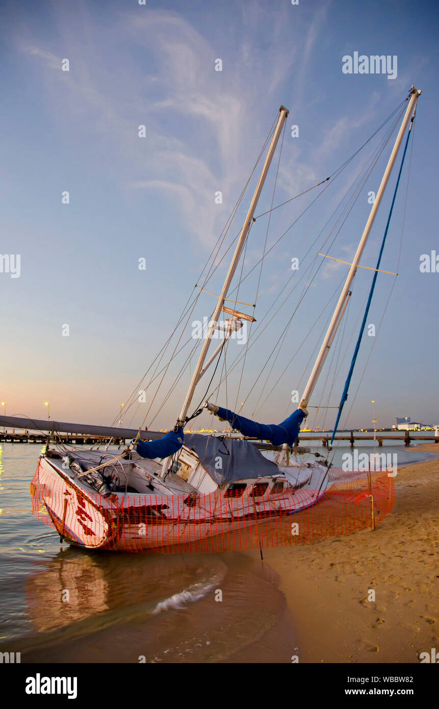 Auscape hi-res stock photography and images - Alamy