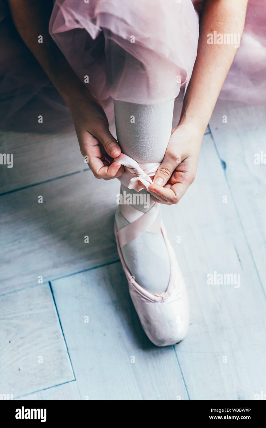 Light Pink Pointe Shoes
