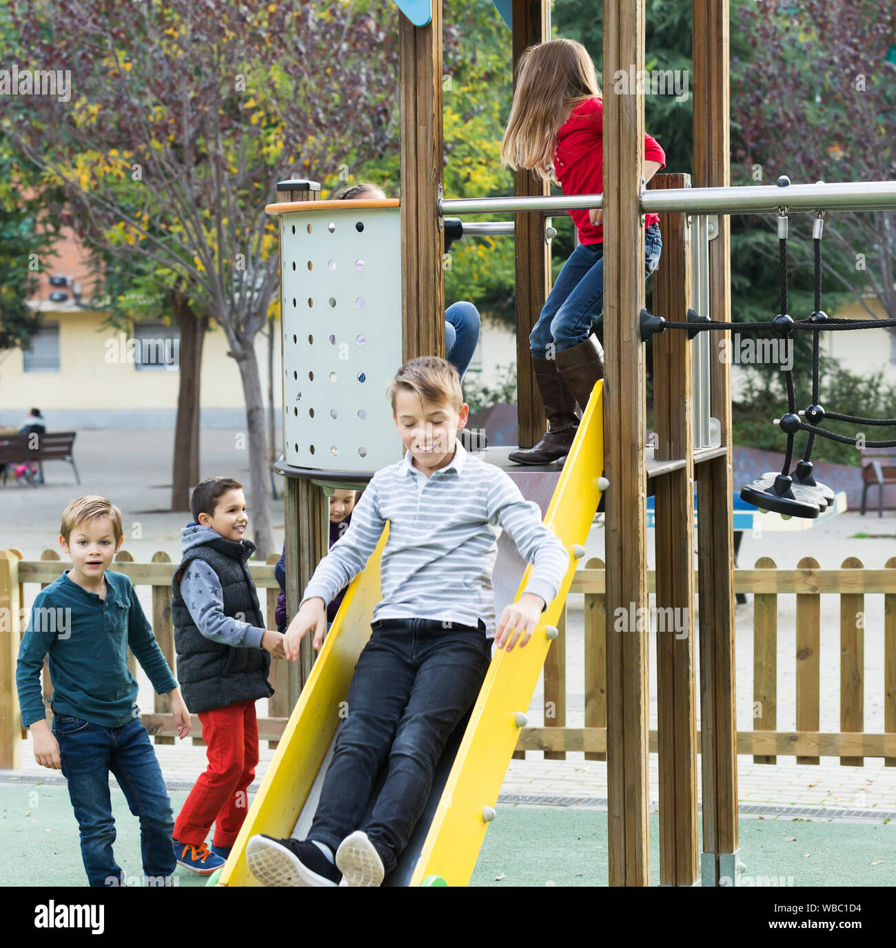 Kid playground autumn focus hi-res stock photography and images - Alamy
