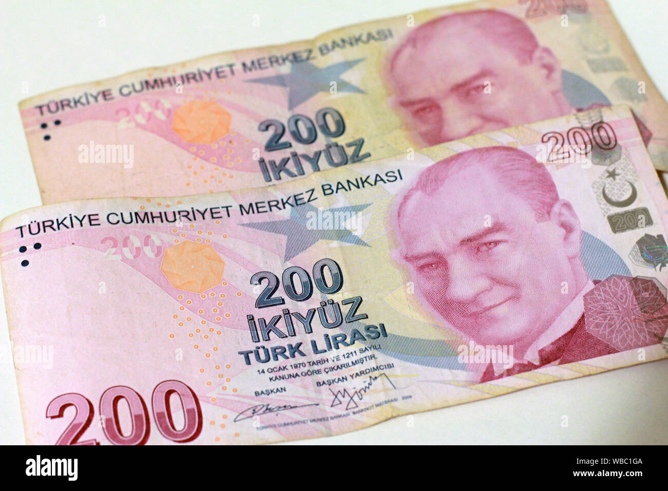 200 tl hi-res stock photography and images - Alamy