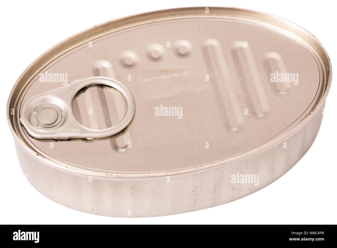Silver tin can closeup. Isolated over white background Stock Photo - Alamy
