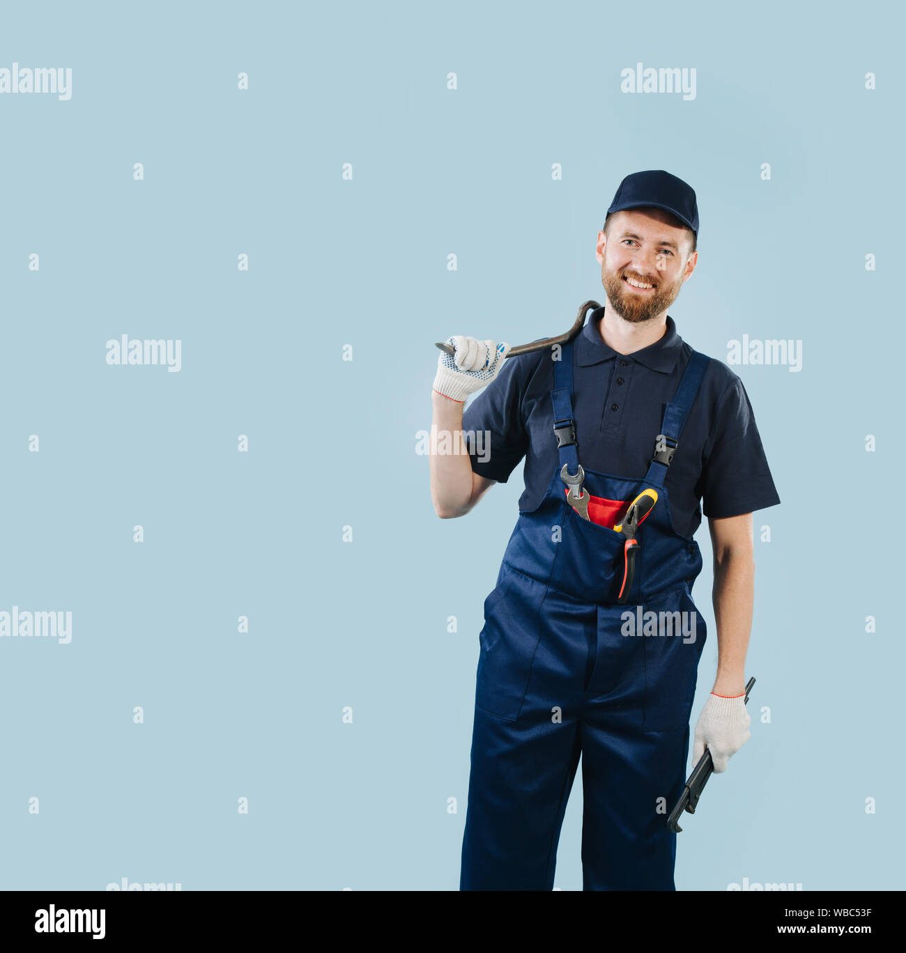 Builder work uniform hi-res stock photography and images - Alamy