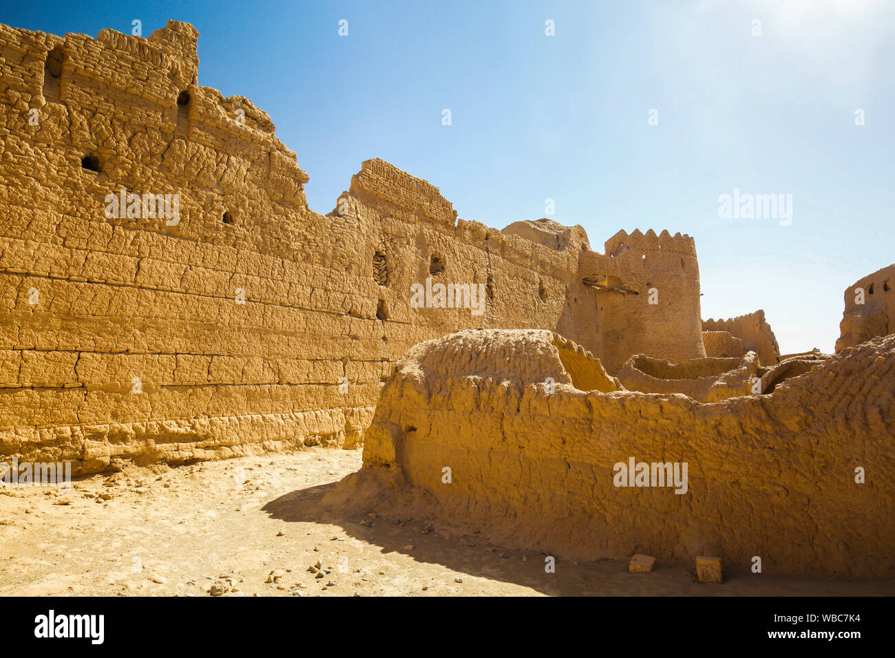 Sar yazd castle hi-res stock photography and images - Alamy