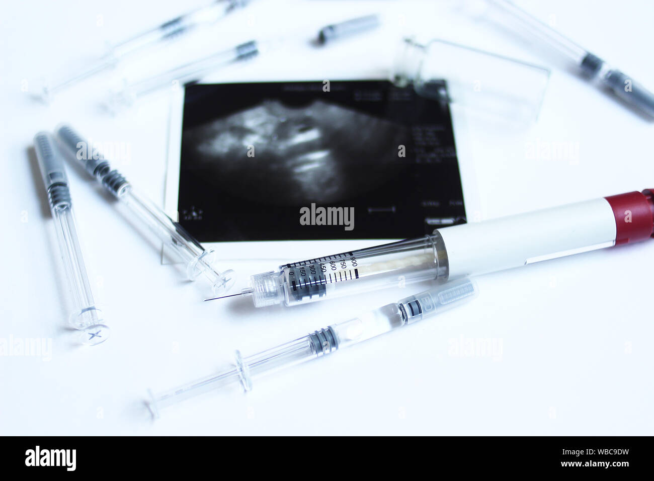 Assisted reproductive technology injection pen and small syringes with ...