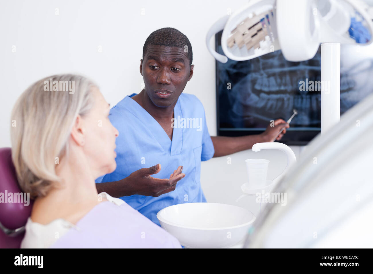 African american man x ray hi-res stock photography and images - Alamy
