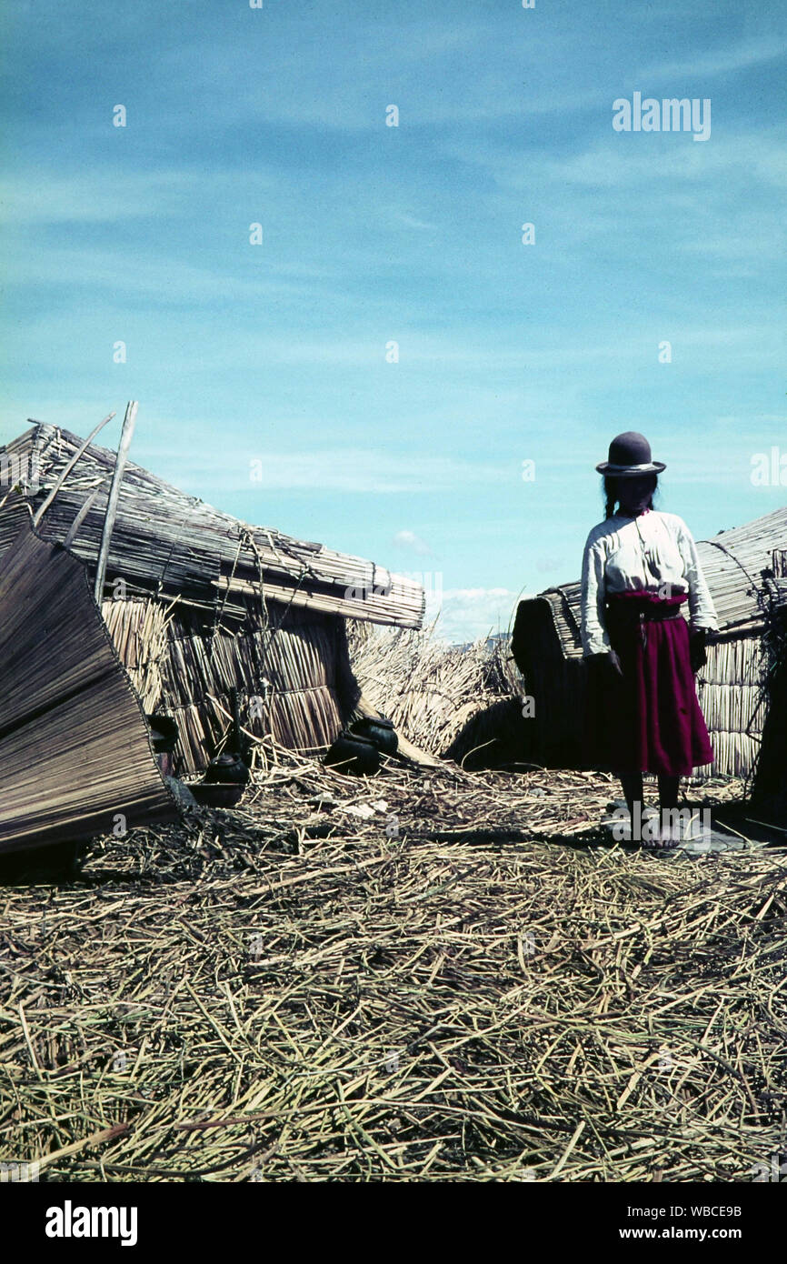 Bei den Urus bei Puno am Titicacasee, Peru 1960er Jahre. Visiting the ...