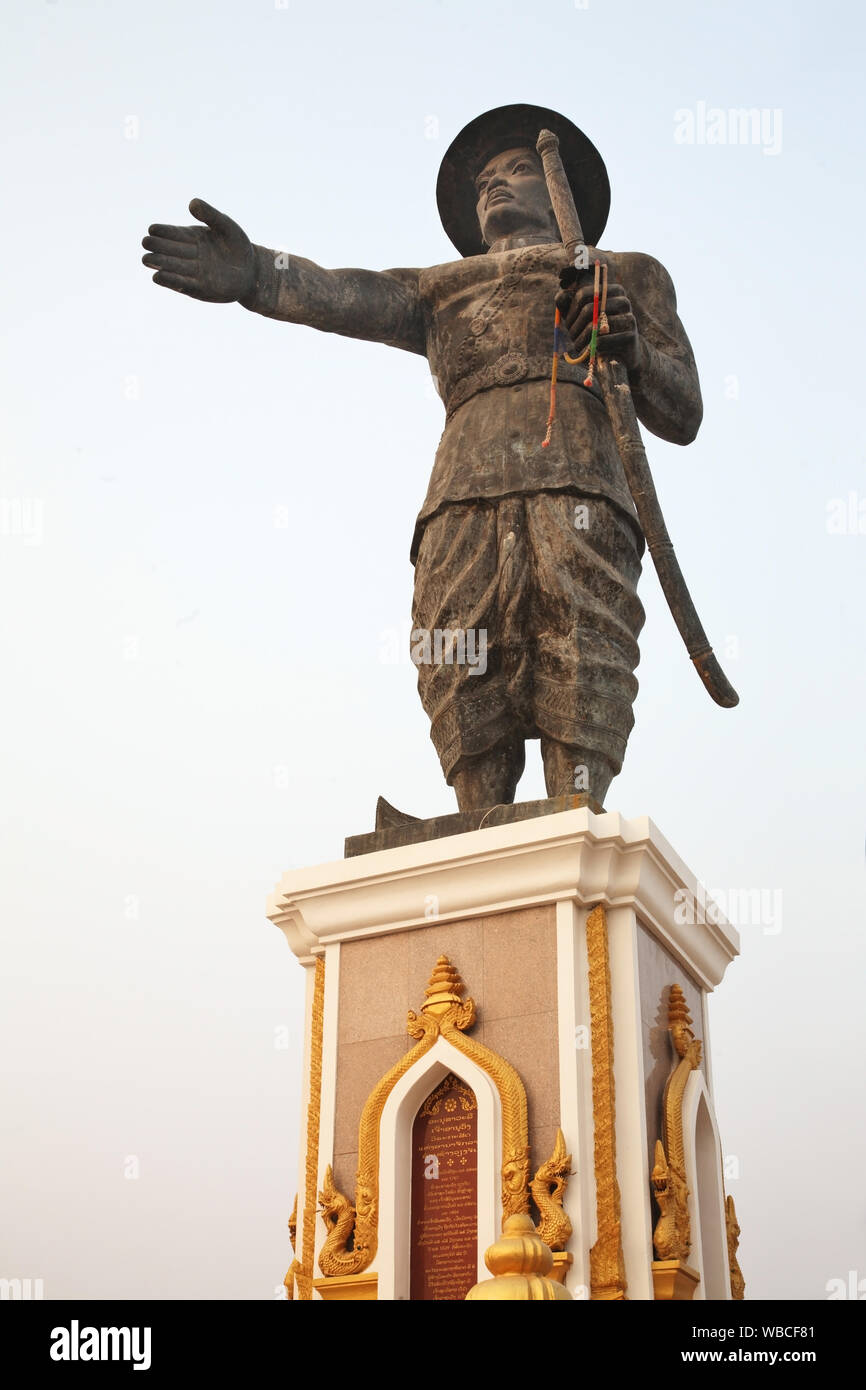 Statue of King Anouvong the Chao in Vientiane. Laos Stock Photo - Alamy