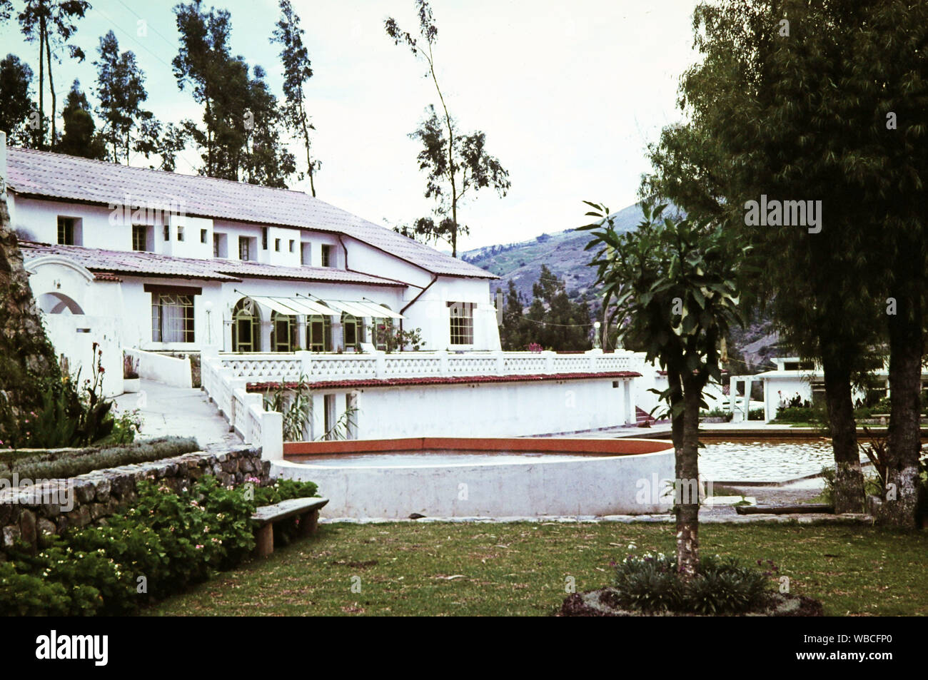 Hotel in Monterey, Peru 1960er / 1960s Stock Photo - Alamy