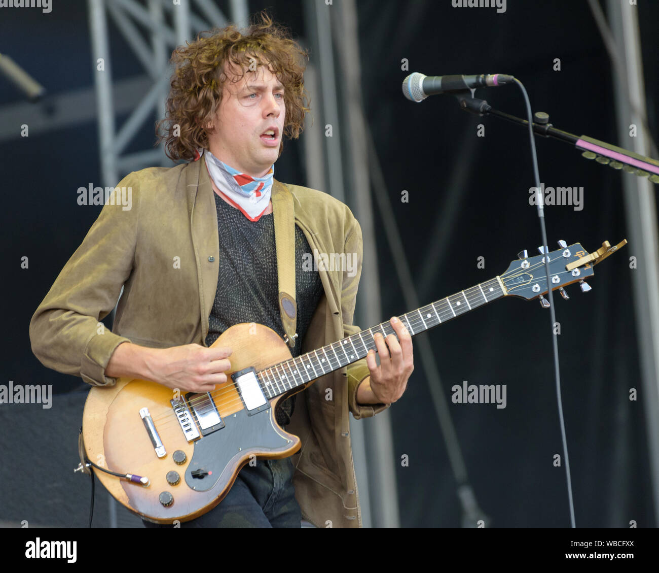 Johnny borrell of razorlight hi-res stock photography and images - Alamy
