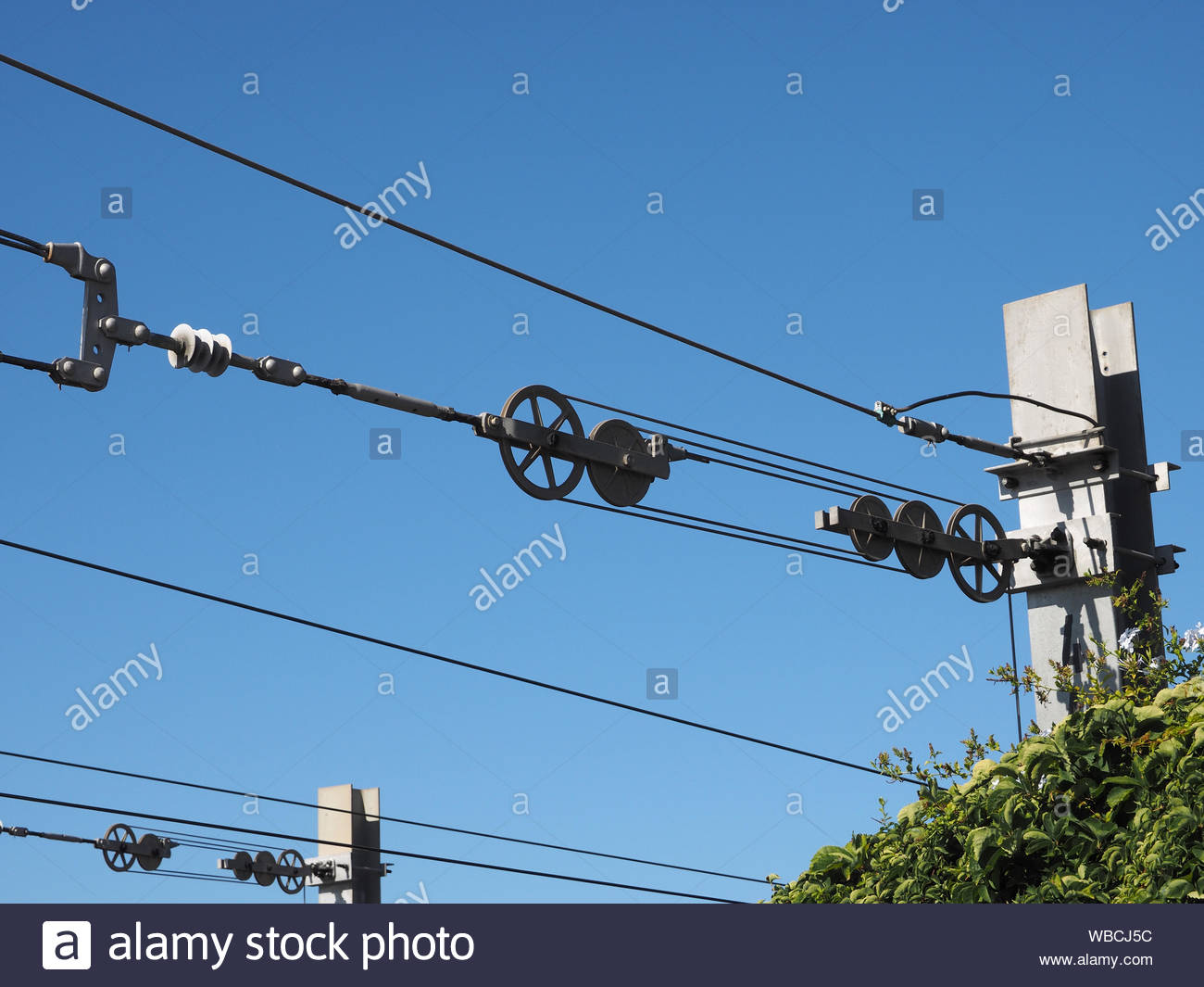 Overhead Electrified Lines High Resolution Stock Photography and Images ...