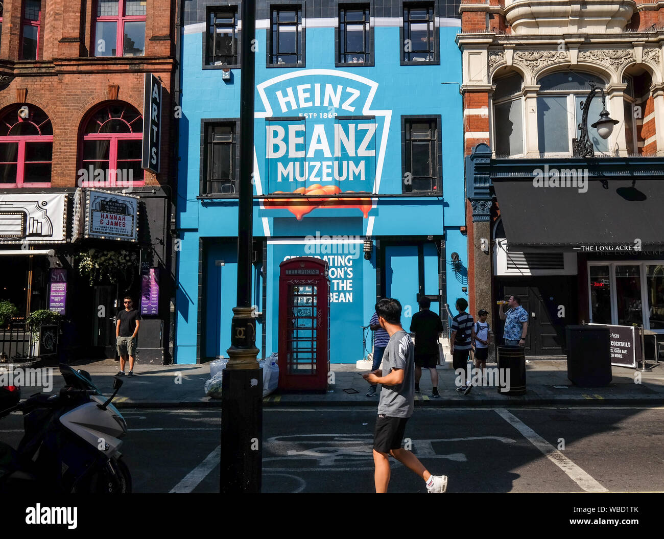 Great Newport Street, London, UK. 26th August 2019. Heinz Beanz museum ...