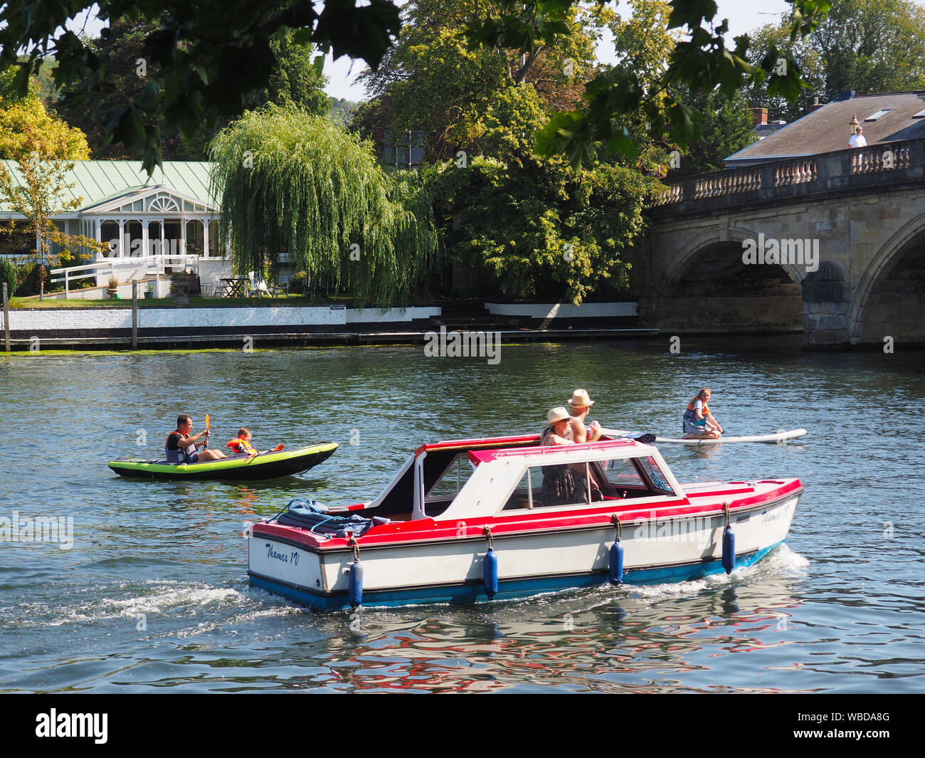 Henley Regatta Boaters Boaters High Resolution Stock Photography and ...