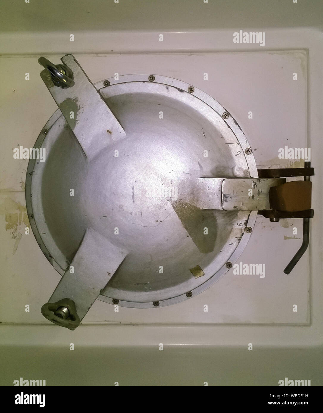 The porthole of the porthole in the ship's cabin Stock Photo - Alamy