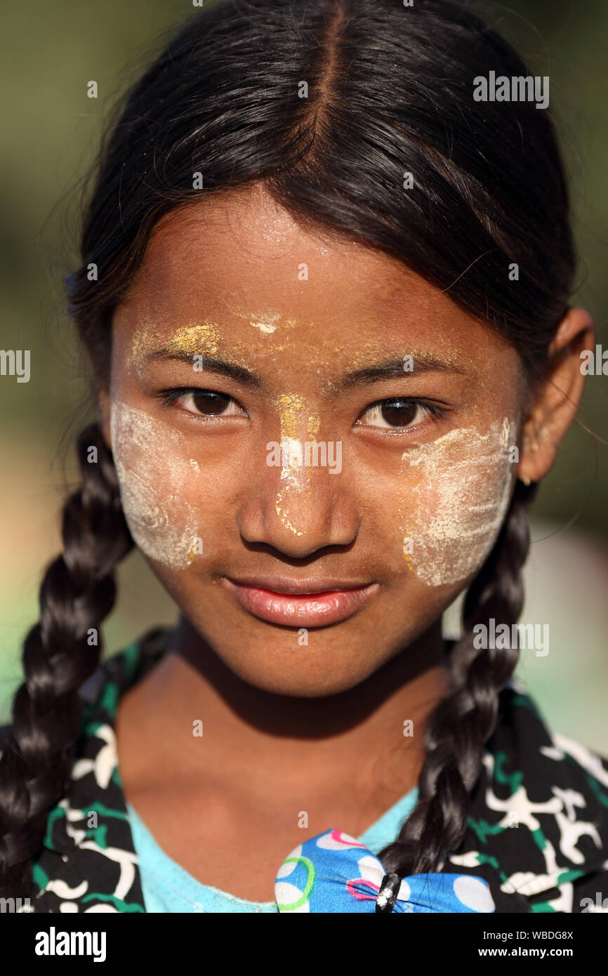 Primary temple hi-res stock photography and images - Alamy