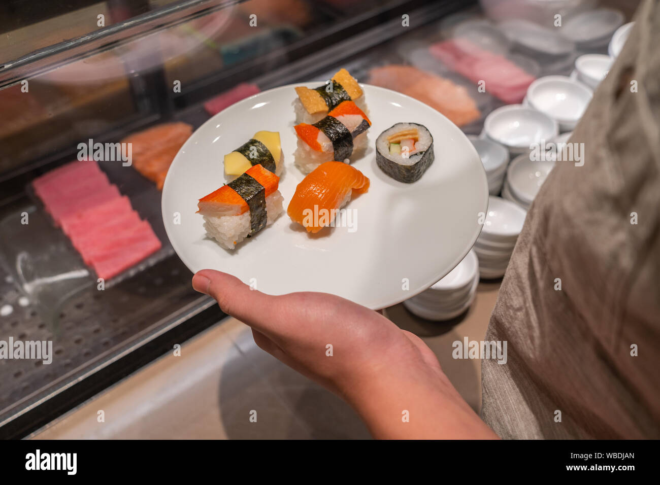 Colorful assorted nigiri sushi hi-res stock photography and images - Alamy