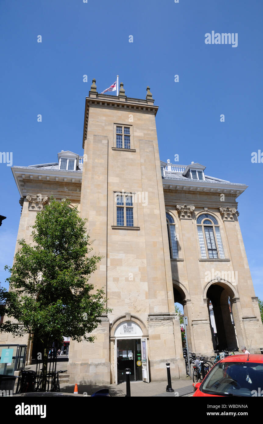 County Hall, Abingdon, Oxfordshire, was built betwwen 1678 and 1682.by ...