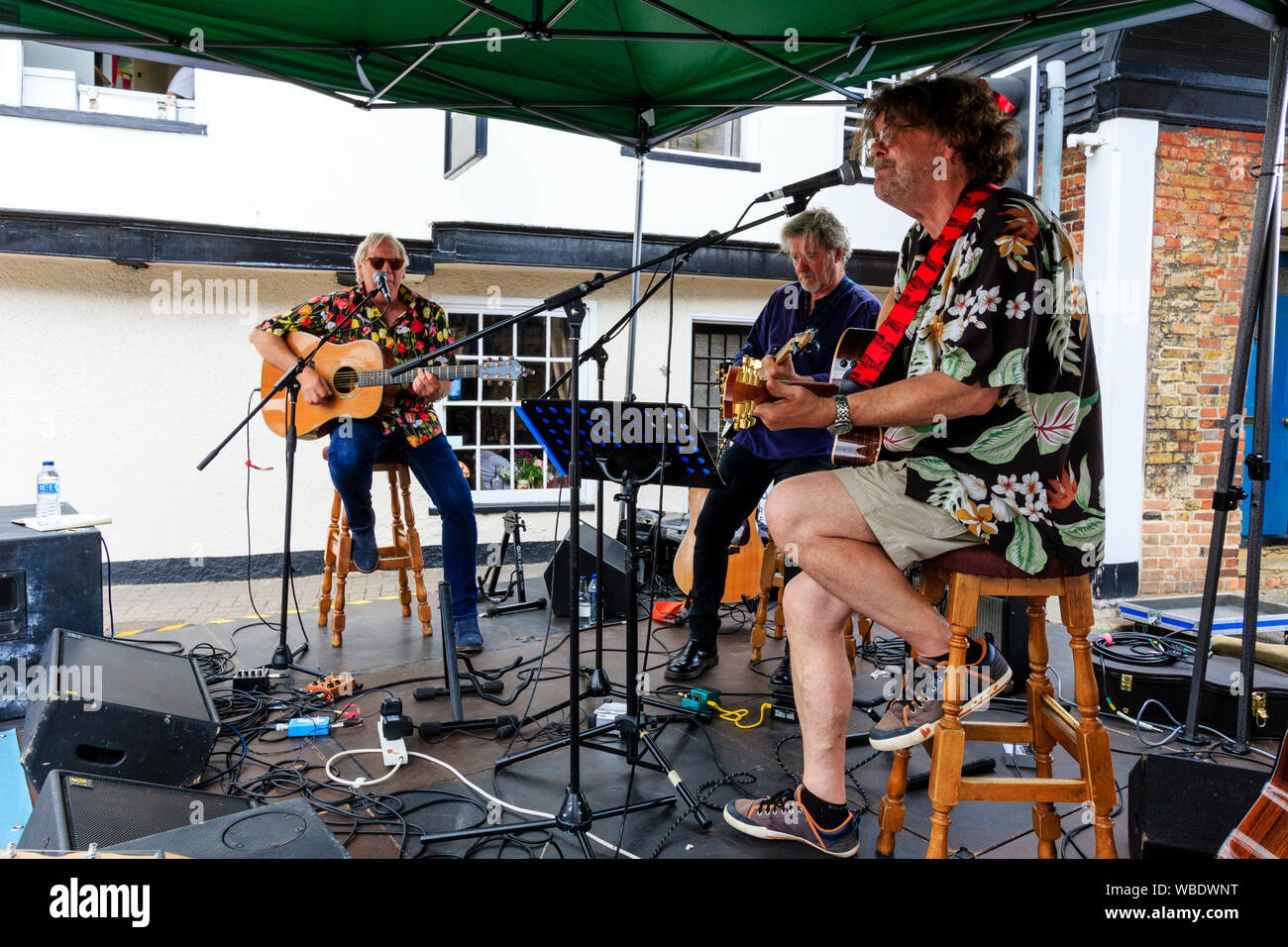 Group Folk High Resolution Stock Photography and Images - Alamy
