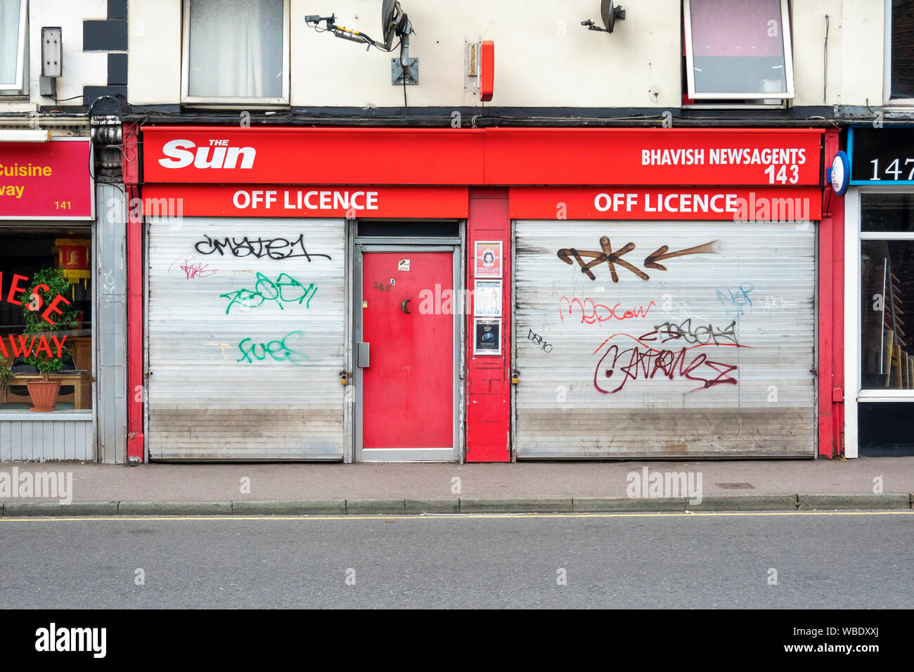 Pavement license hi-res stock photography and images - Alamy