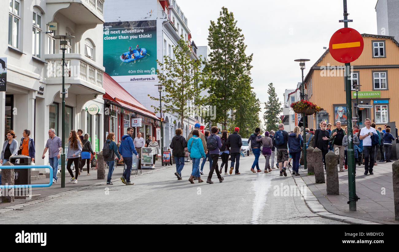 Street cafe reykjavik iceland hi-res stock photography and images - Alamy
