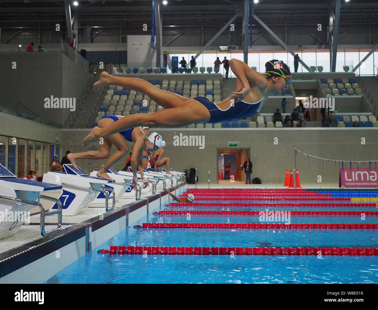 Jump Starter Stock Photos & Jump Starter Stock Images - Alamy