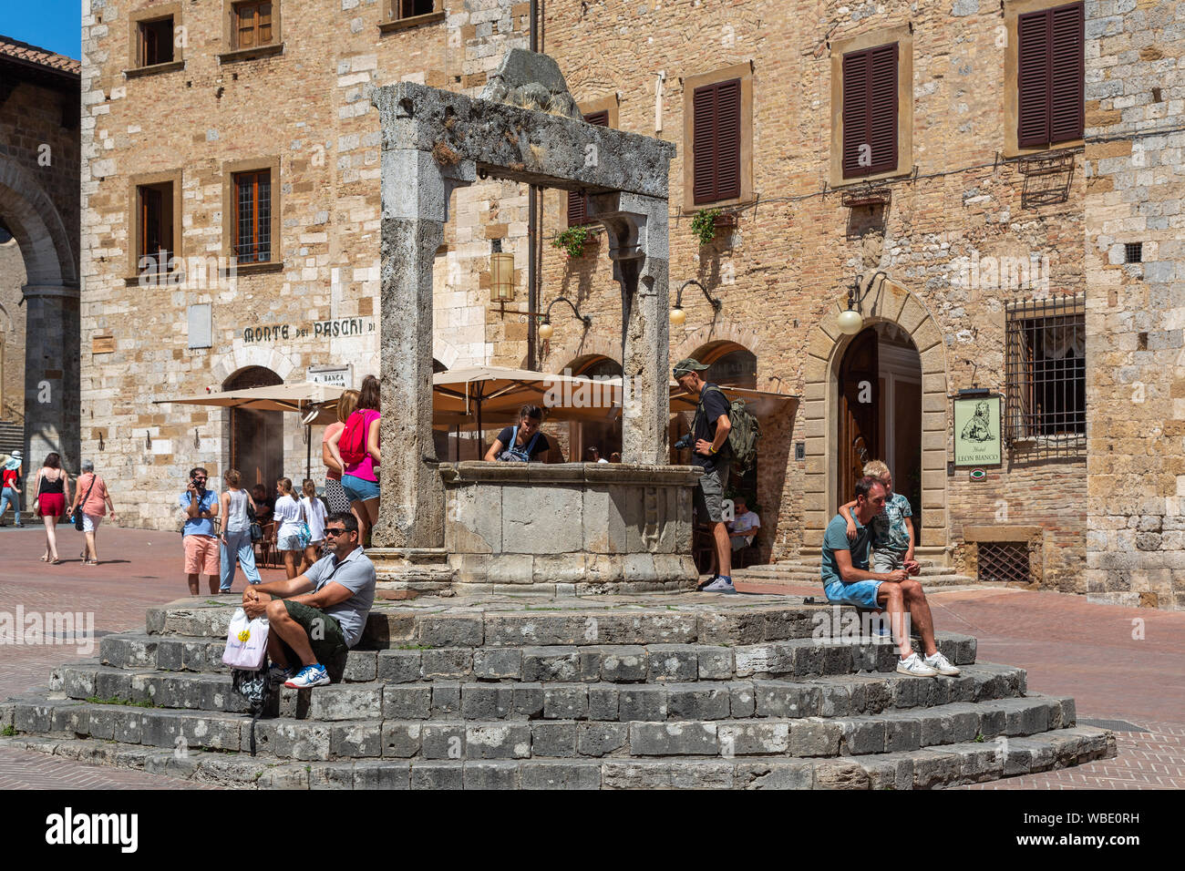 Piazza della cisterna square hi-res stock photography and images - Alamy
