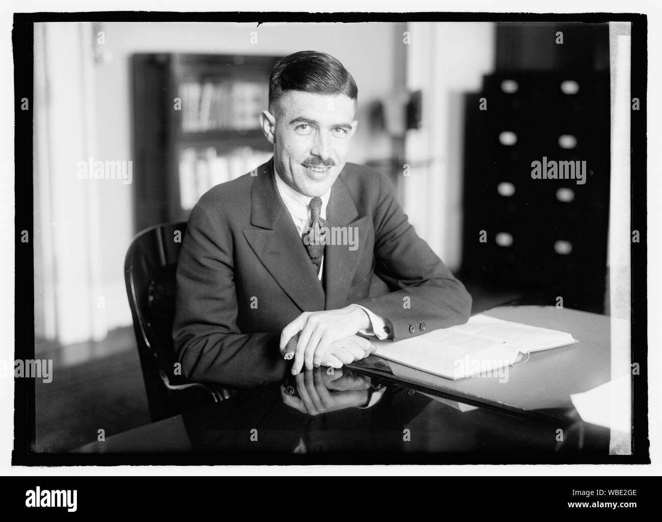 5 12 g hi-res stock photography and images - Alamy