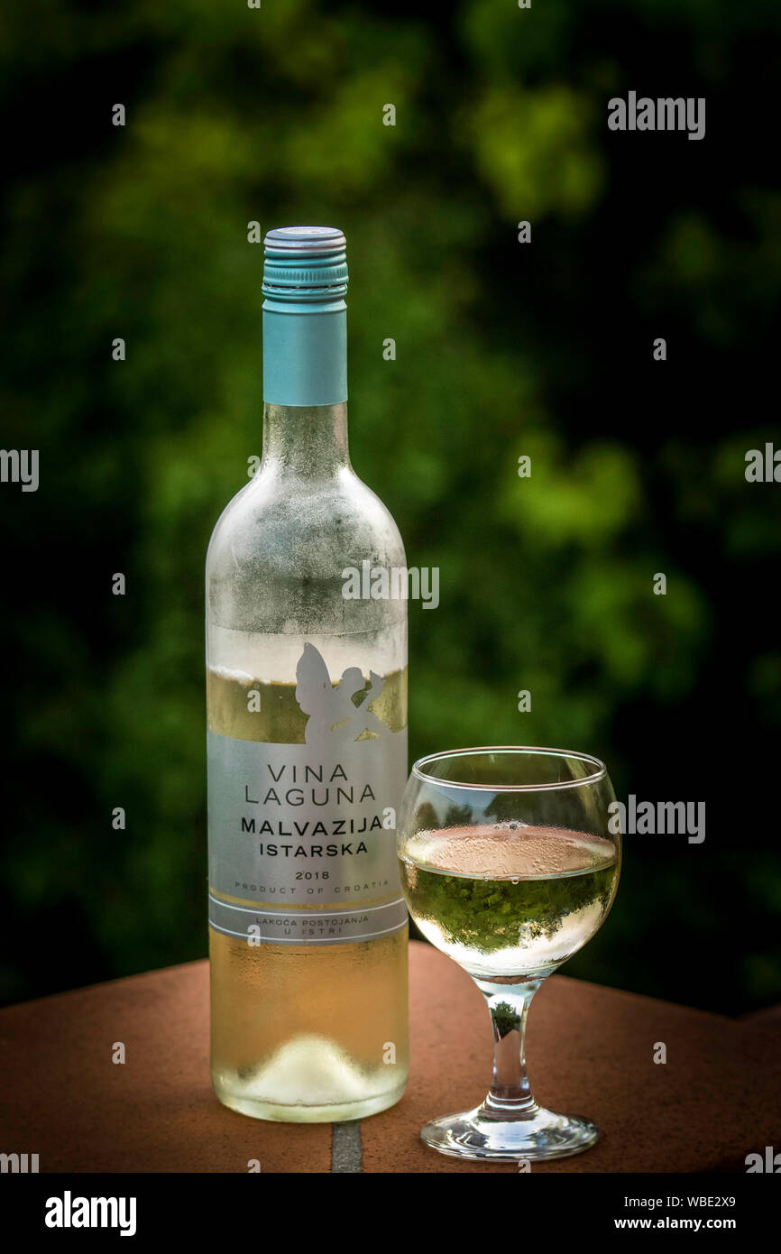 Malvazija istarska hi-res stock photography and images - Alamy