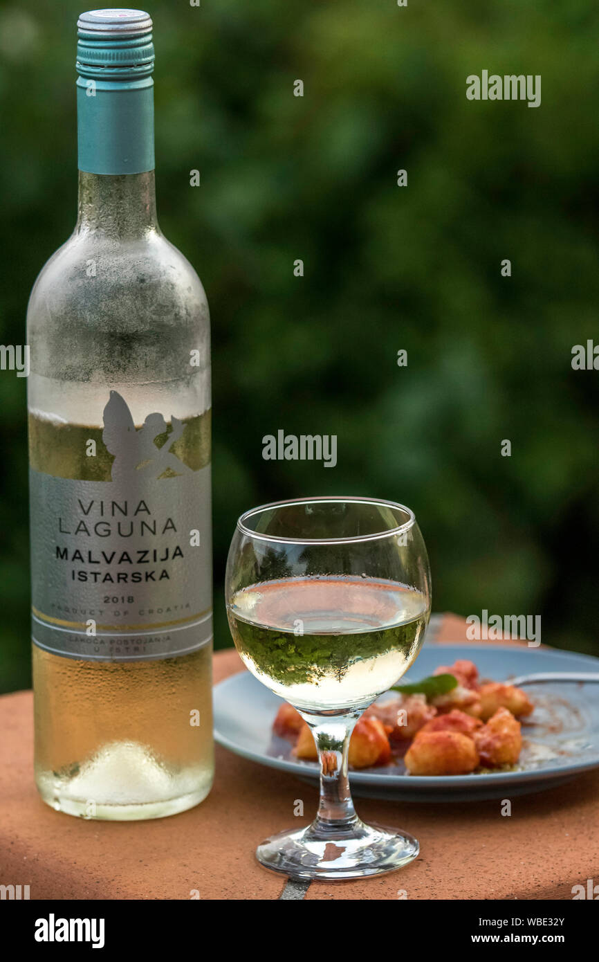 Malvazija istarska hi-res stock photography and images - Alamy