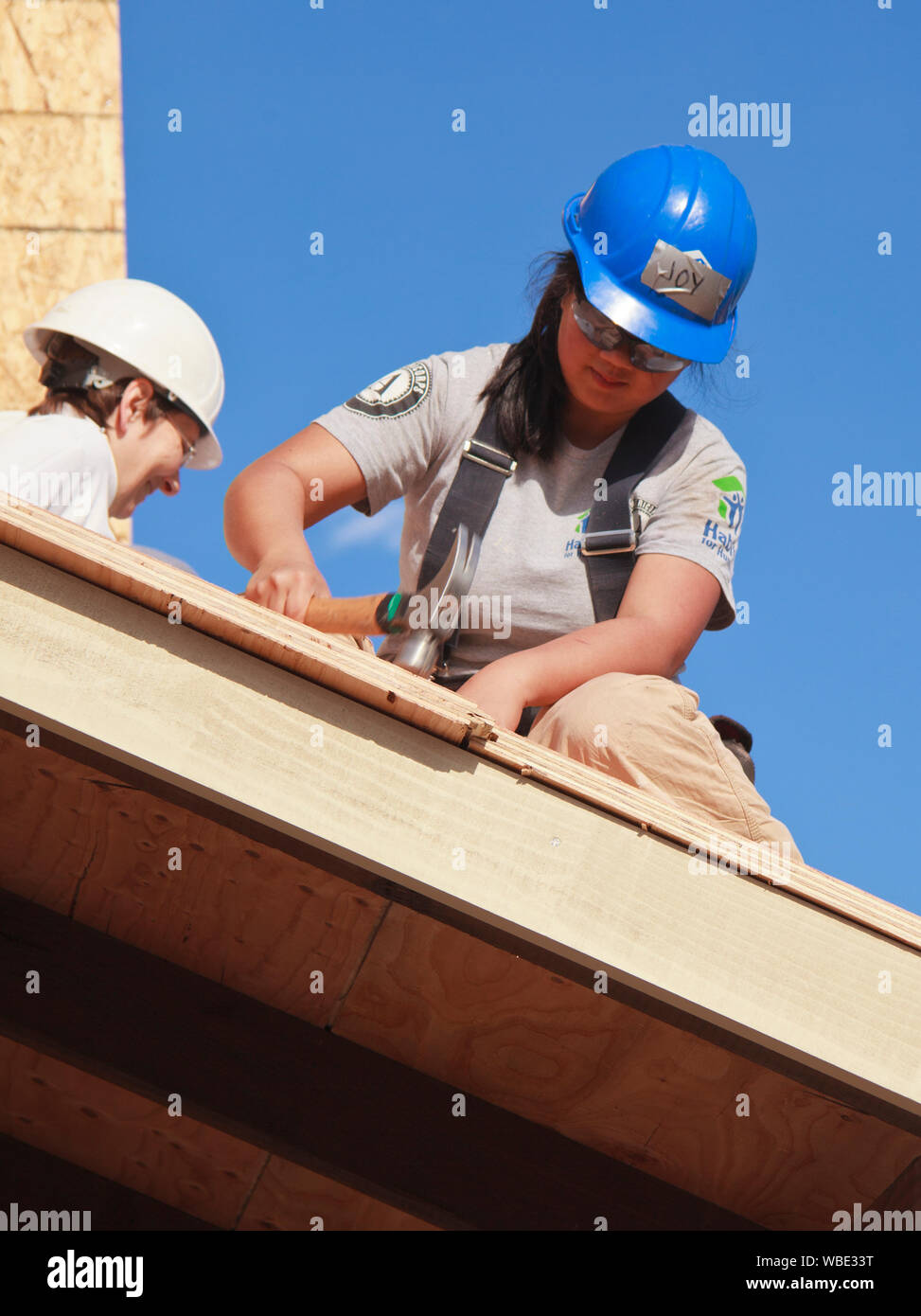 Habitat for humanity build house hi-res stock photography and images ...