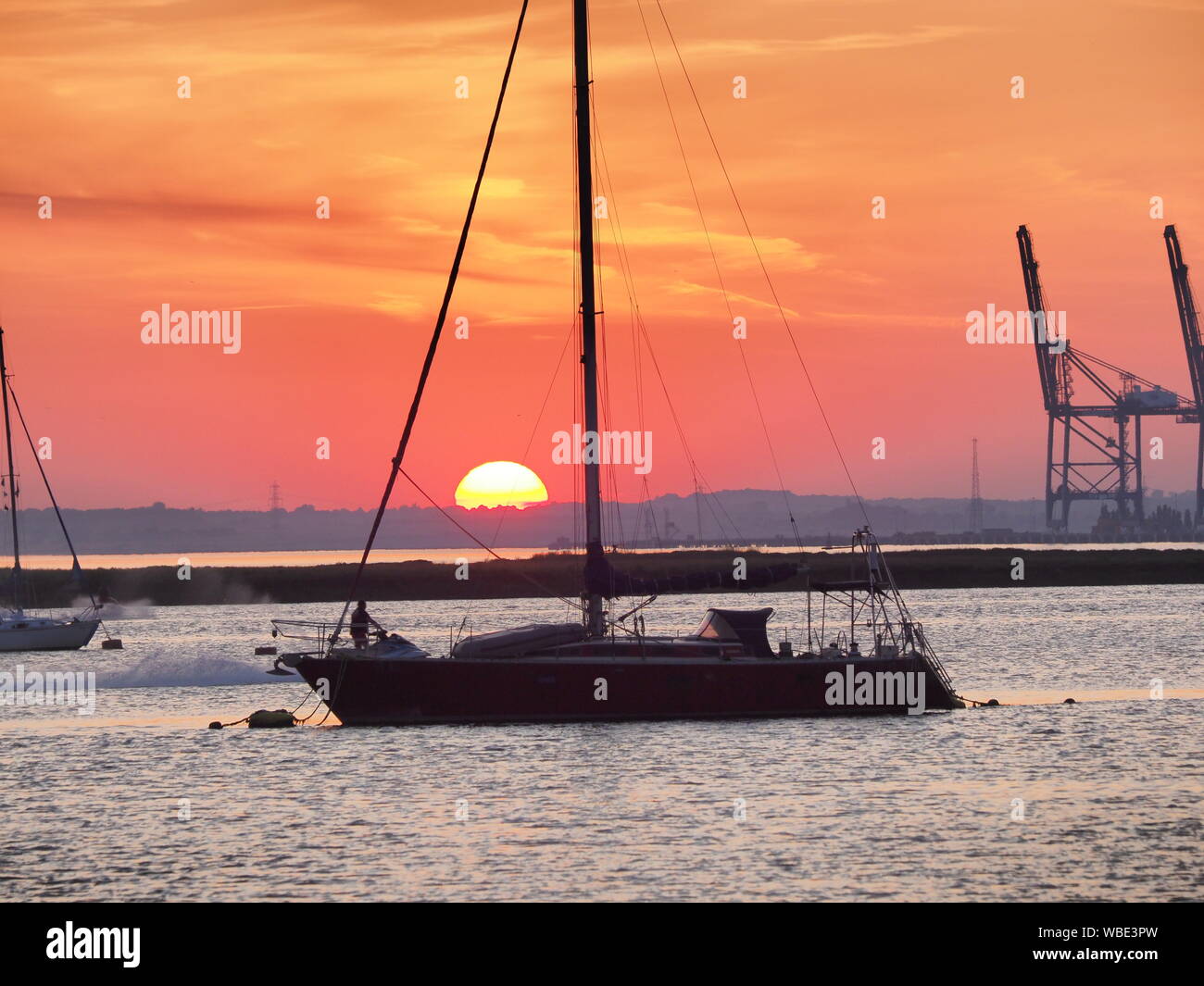 Queenborough, Kent, UK. 26th August, 2019. UK Weather: a red hot sunset ...