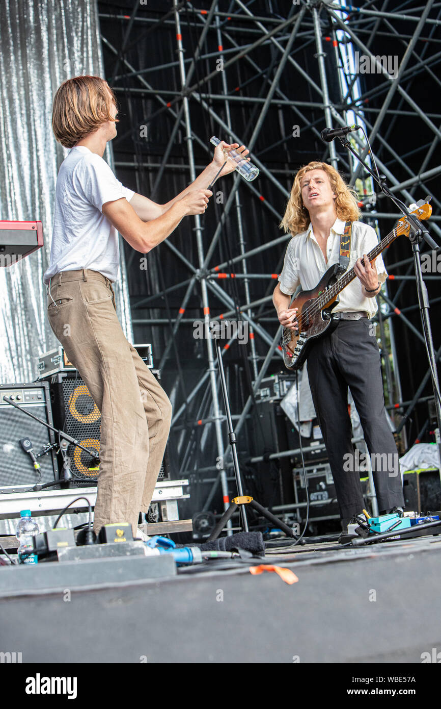 Parcels australian band hi-res stock photography and images - Alamy