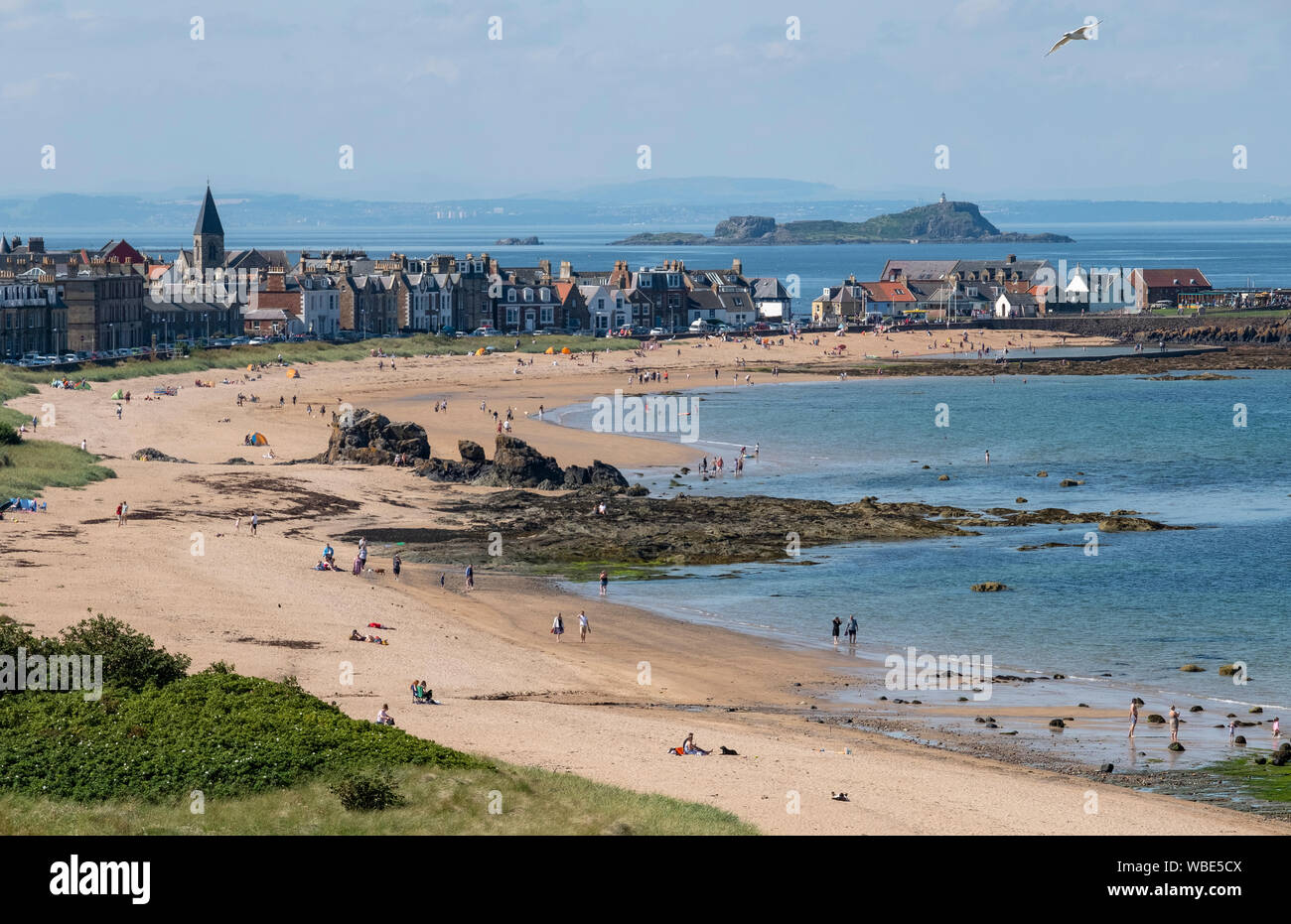North berwick beach hi-res stock photography and images - Alamy