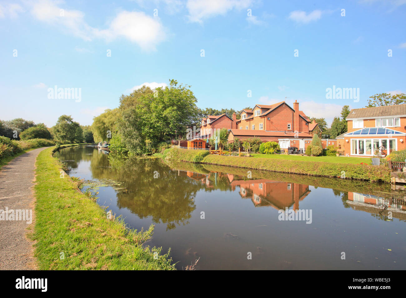 Leeds Liverpool Canal, Maghull, Merseyside Stock Photo - Alamy