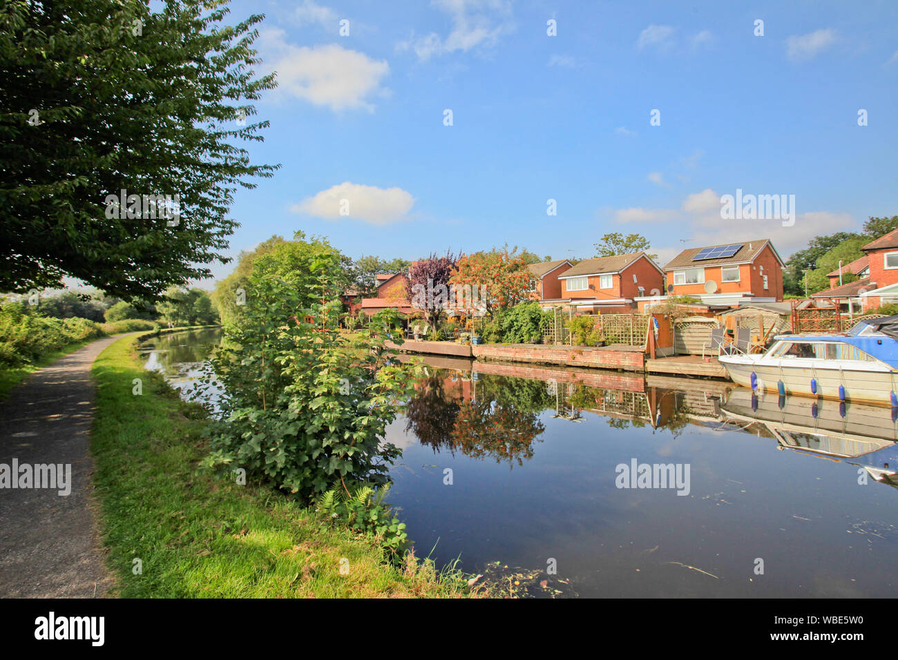 Leeds Liverpool Canal, Maghull, Merseyside Stock Photo - Alamy