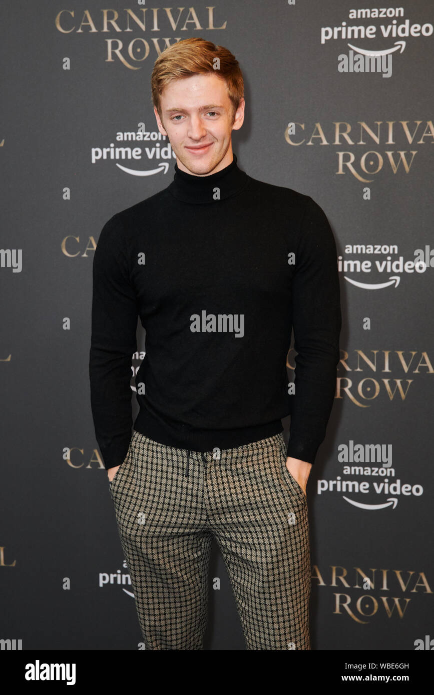 Berlin, Germany. 26th Aug, 2019. Actor Timur Bartels comes to the Astor ...