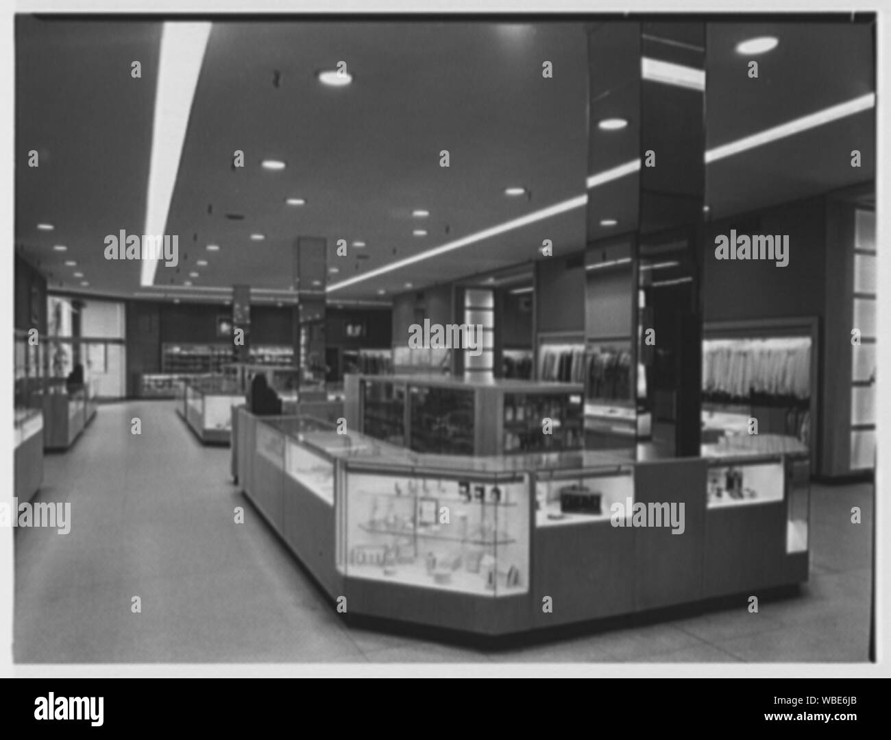 Franklin Simon, business in Garden City, Long Island, New York ...