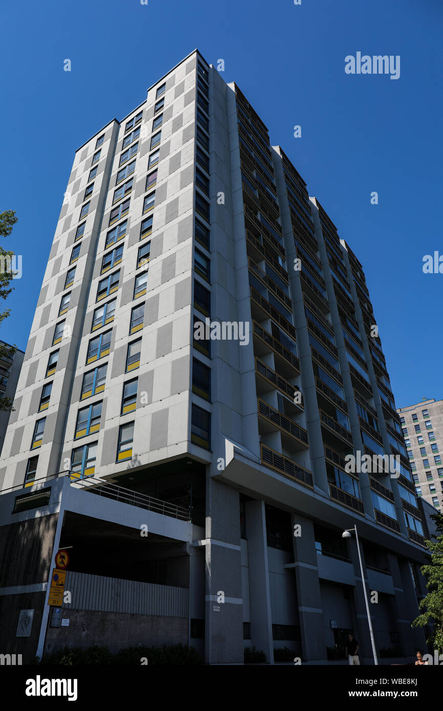 Concrete building hi-res stock photography and images - Alamy