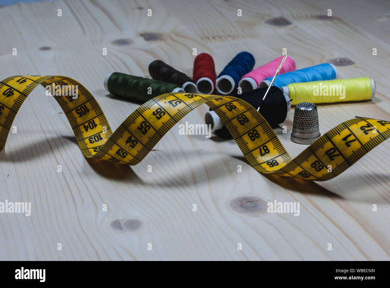 Hand sewing tools hi-res stock photography and images - Alamy
