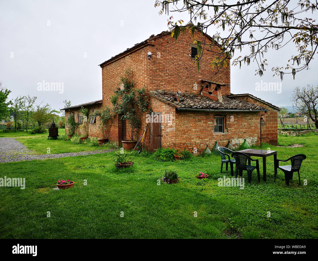 Italian Cottage Style Brick Design