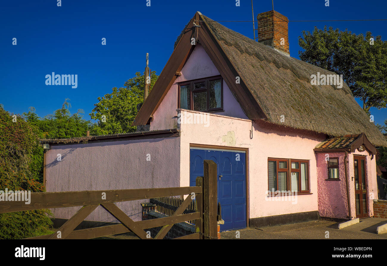 picture perfect house Stock Photo - Alamy
